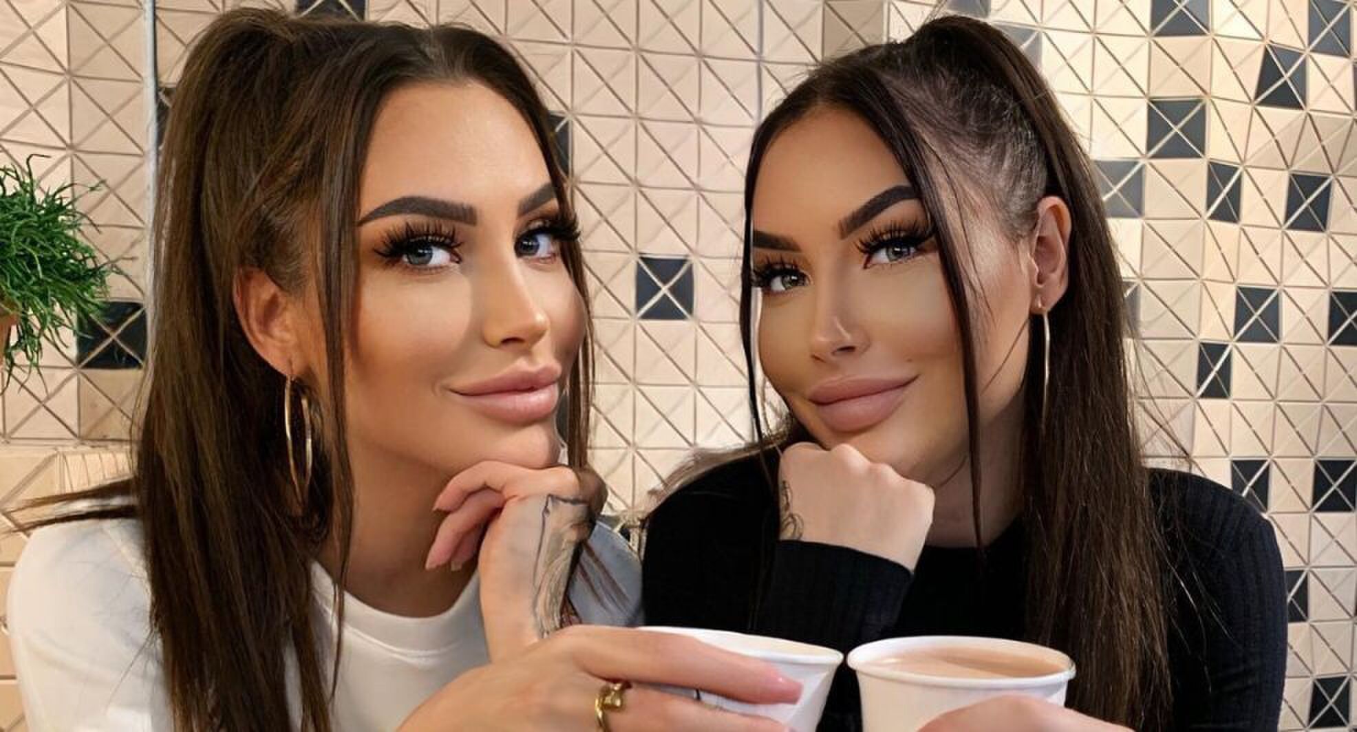 Zo zagen Esmee en Sharon uit Ex On The Beach er vroeger uit