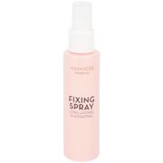 Dit zijn de 11 beste setting sprays zodat je make-up lang blijft zitten