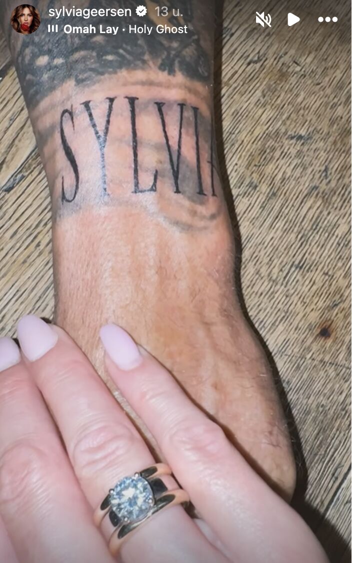 Een liefdesverklaring in inkt: Sylvia Geersen haar vriend zet tattoo