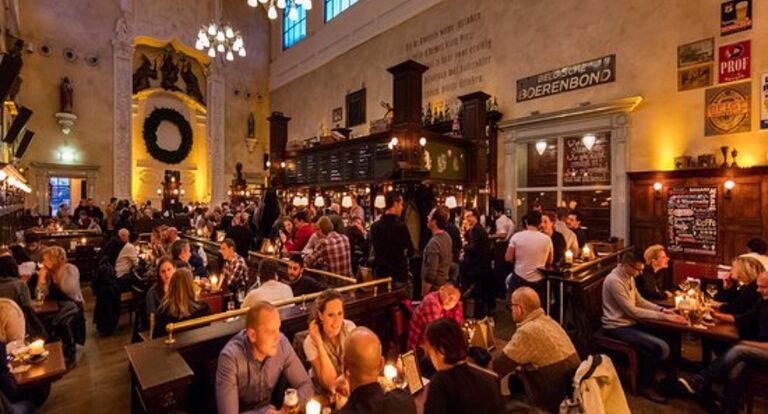 De 12 beste bars in Utrecht voor een onvergetelijke avond