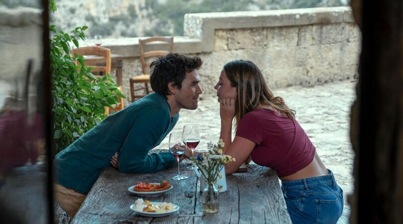 Zijn KJ Apa en Madelyn Cline aan het daten?